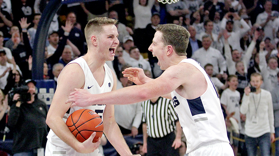 Sam Merrill Scores 17 Points To Give USU First Half Lead Over Nevada