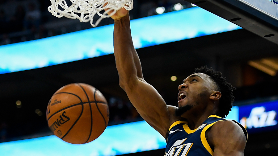 Mitchell Bounces In For Beautiful Putback Dunk Over Warriors