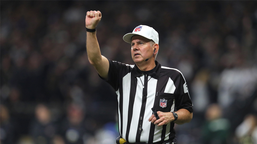 Veteran Referee Vinovich Heads Super Bowl Crew