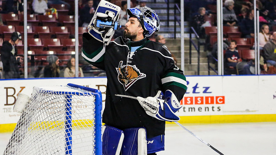 Utah Grizzlies On Hot Streak Thanks To New 'Unscoreonable' Goalie