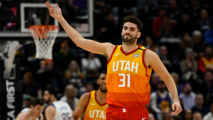 Georges Niang Play Leads To Back To Triples By Jazz Over Raptors