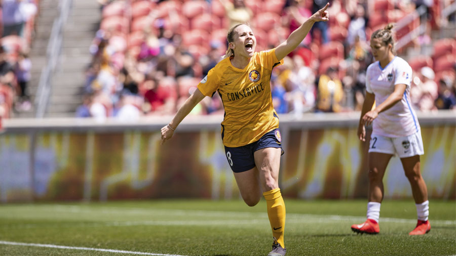 Amy Rodriguez Scores Quickly To Put Utah Royals FC Ahead - KSL Sports