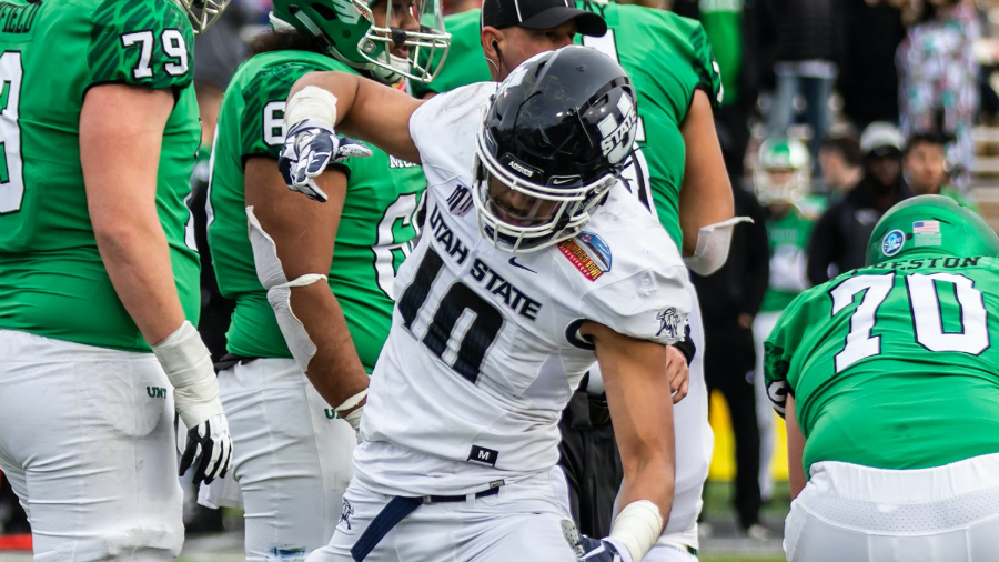 Green Bay Packers Sign Former Utah State DE Tipa Galeai As Undrafted ...