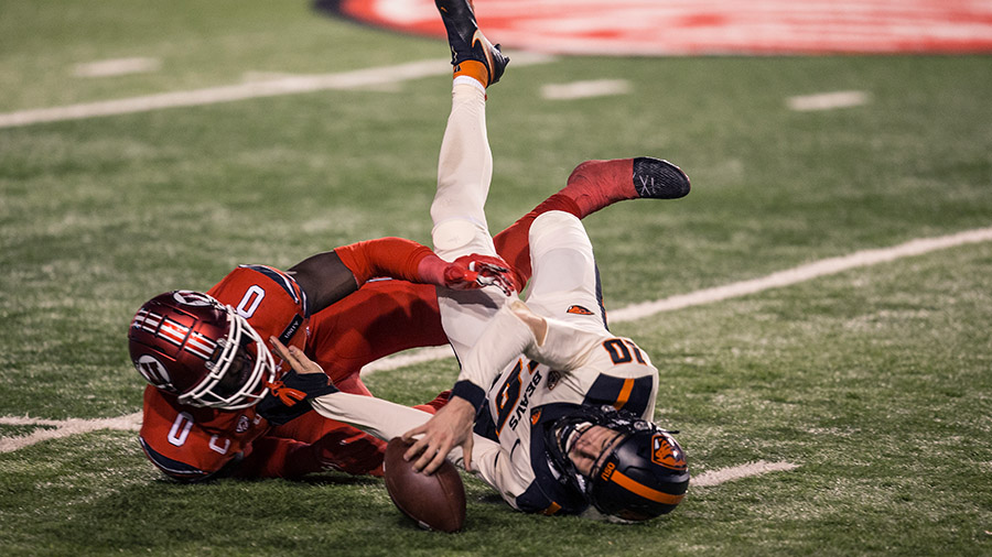Utah LB Devin Lloyd Named Sporting News All-American