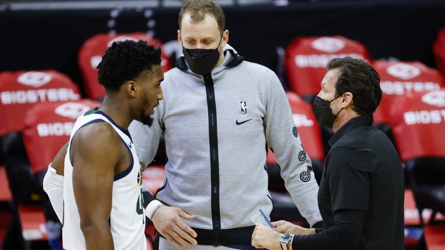 Quin Snyder Seeks Out Input From Jazz Owner Dwyane Wade