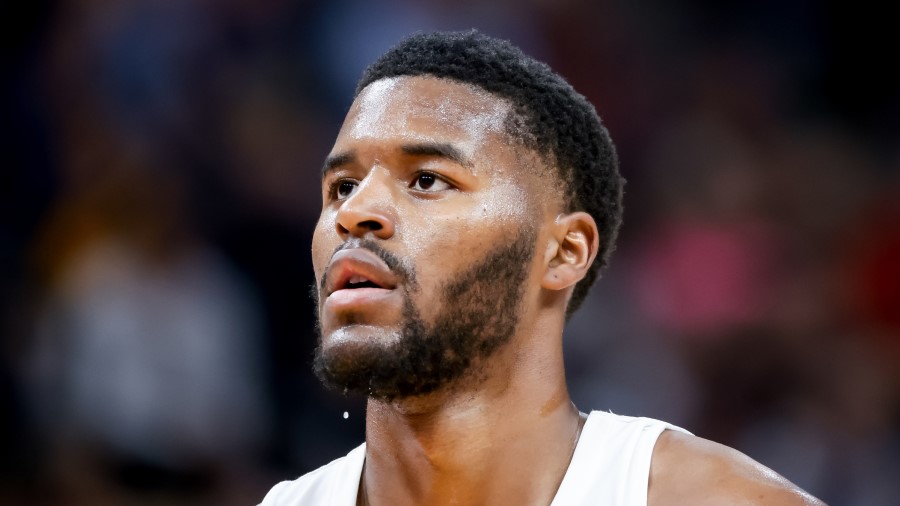 Butler, Kessler Impress In Jazz Loss To Spurs