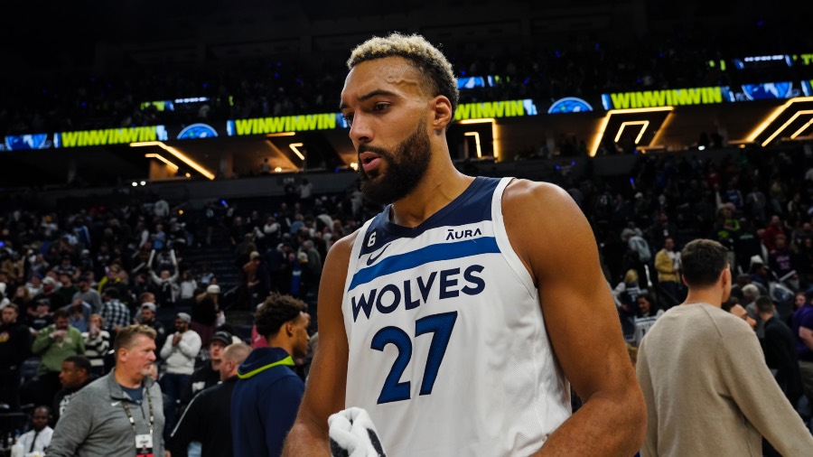 Gobert Leaves Jazz-Wolves Game Early, Ruled Out Due To Injury