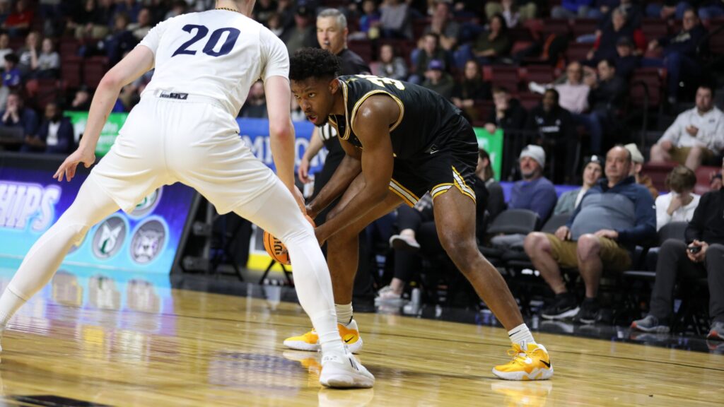 Utah State Signs Big Sky Freshman Of Year Nigel Burris