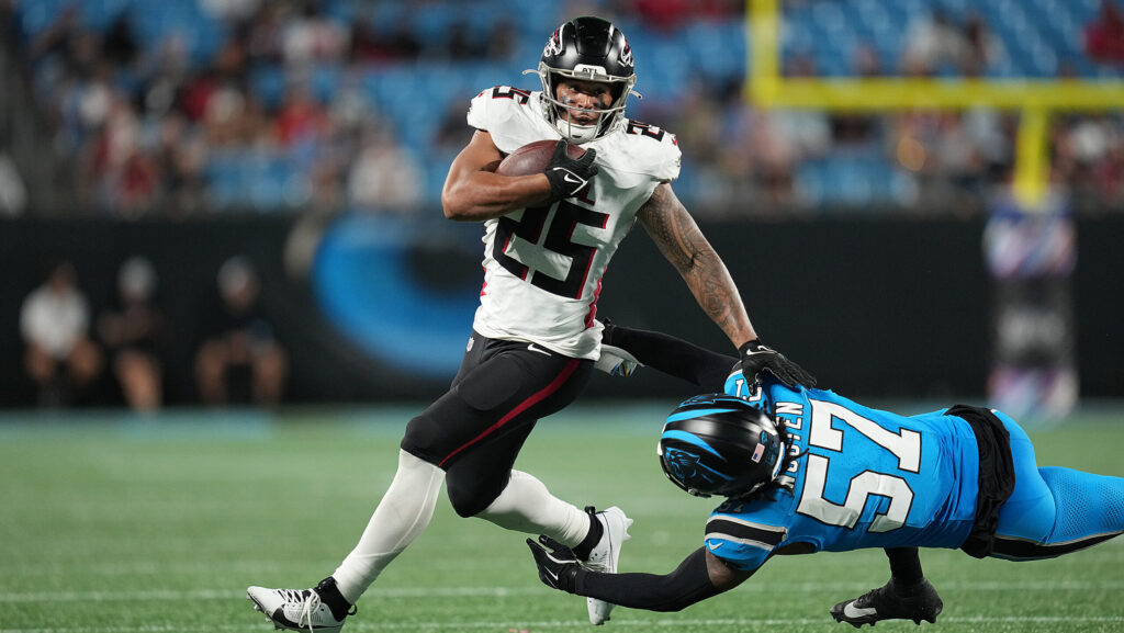 Falcons RB Tyler Allgeier Powers In First Touchdown Of Season