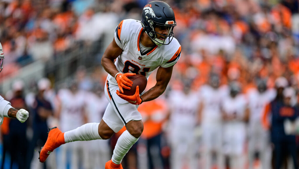 Devaughn Vele Catches First Career Touchdown Against Chiefs